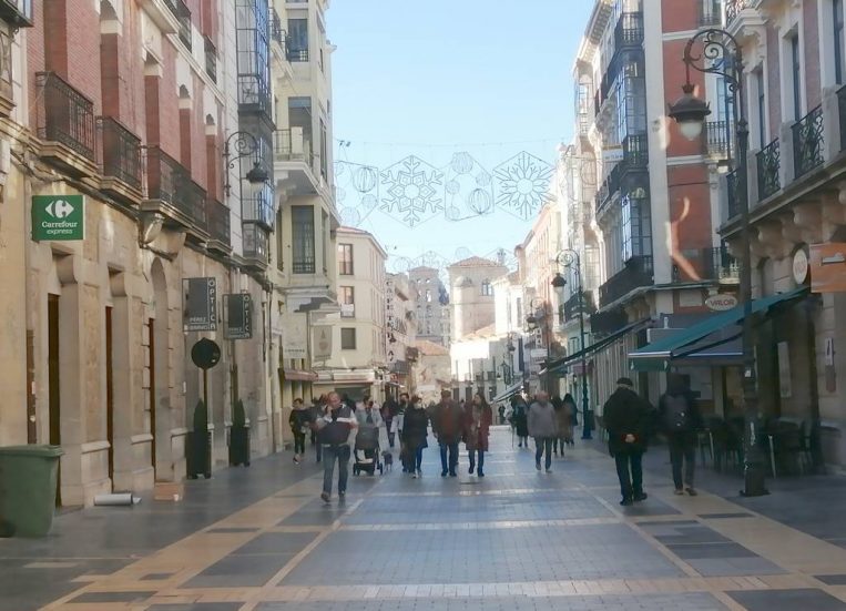 12 lugares que ver en León en un día ️ - La vida son dos viajes