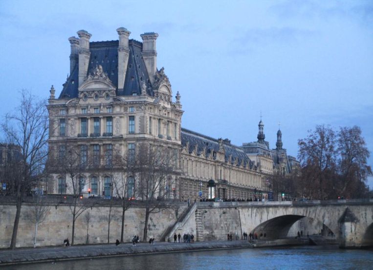 Cómo ir del Aeropuerto de Beauvais a París ¡Barato y Rápido!