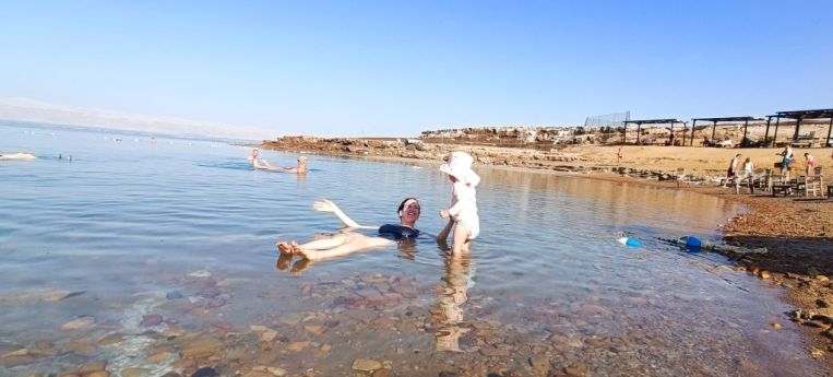 Visitar el Mar Muerto en Jordania: Guía Completa